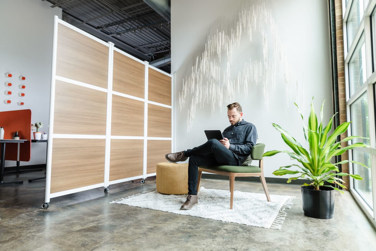 Pivot | Loftwall | Collapsible Privacy Walls